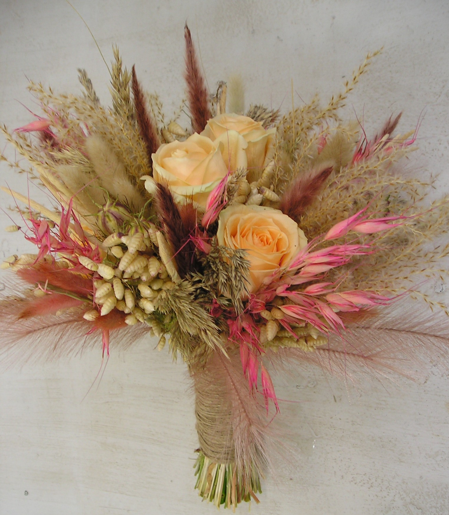 bruidsboeket zalm - Cor van Schie Cor van Schie